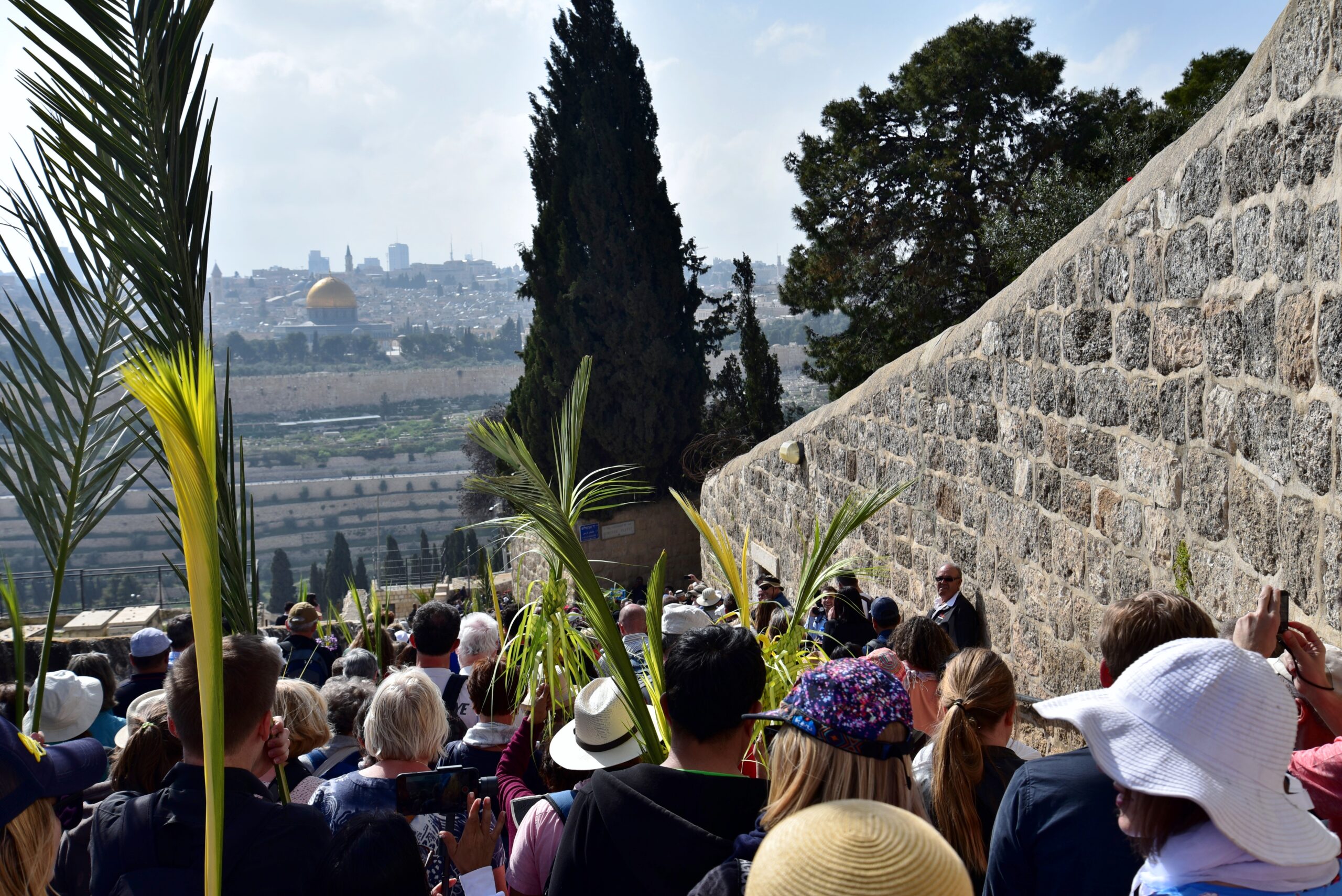 Blessed Holy Week! – Forming Lutherans